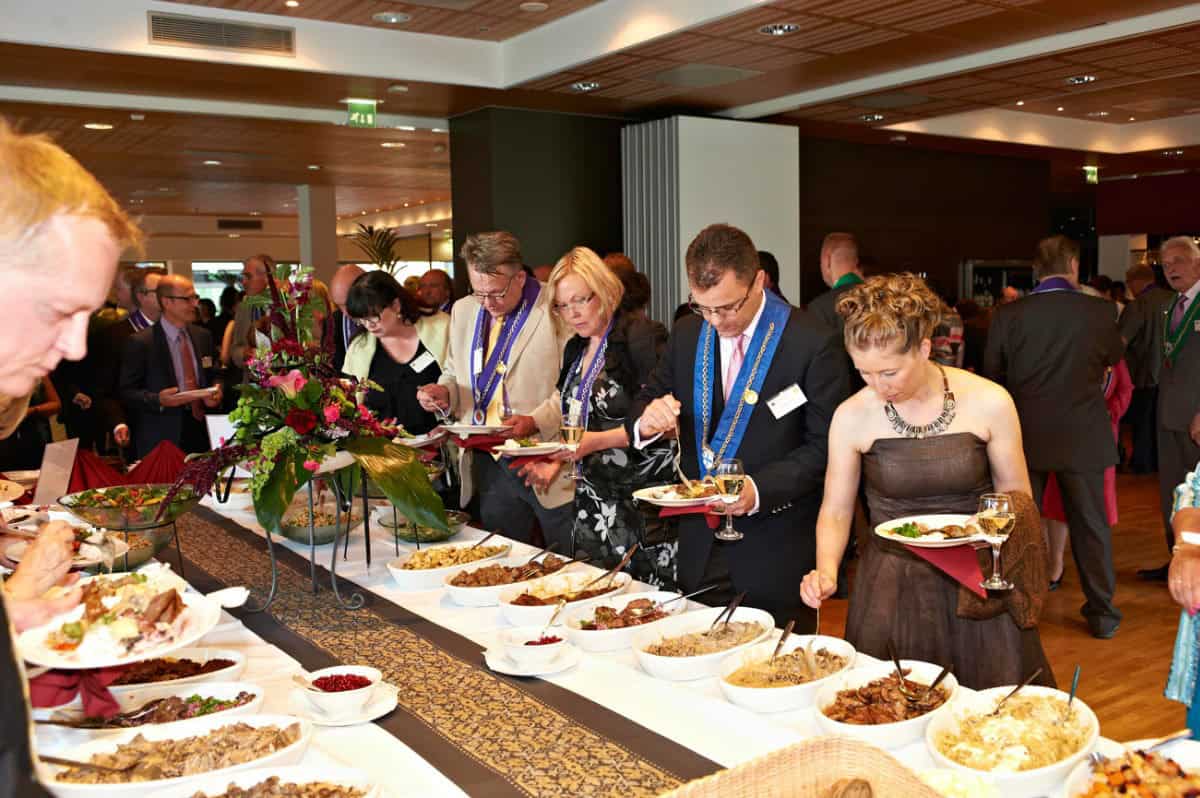 Buffet Service for Large Groups: Mastering Efficient Catering ...